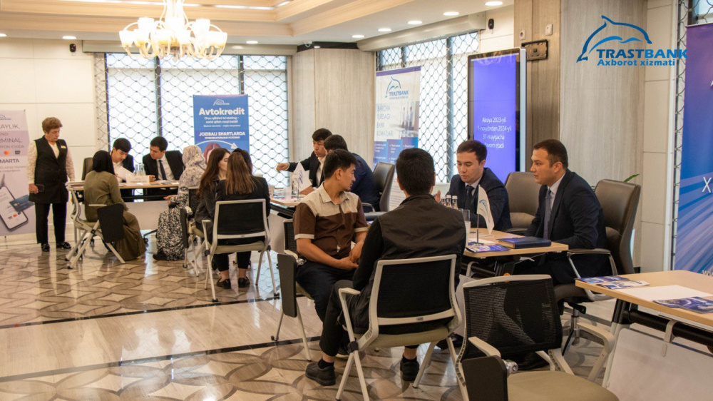 An "Open Doors Day" was held in "Trustbank"for micro-projects ...